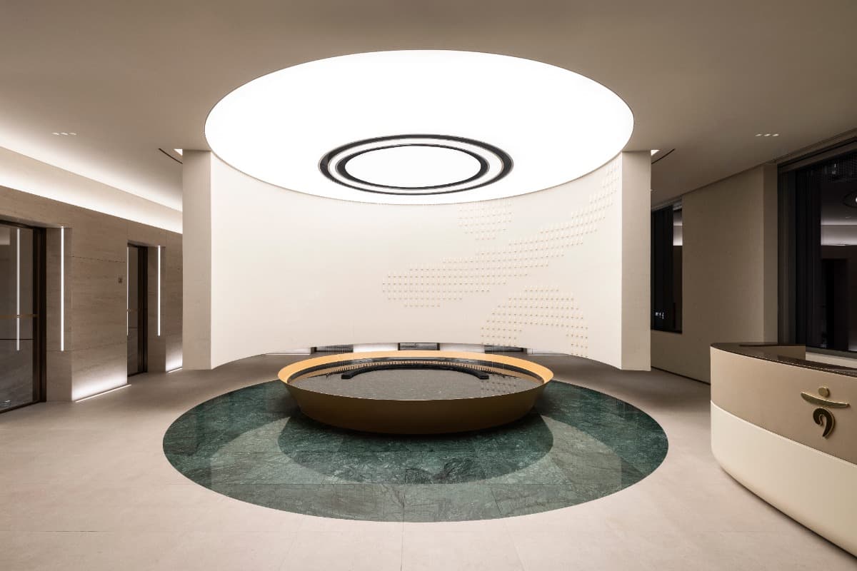 Works/Portfolio - Steven Leach Group